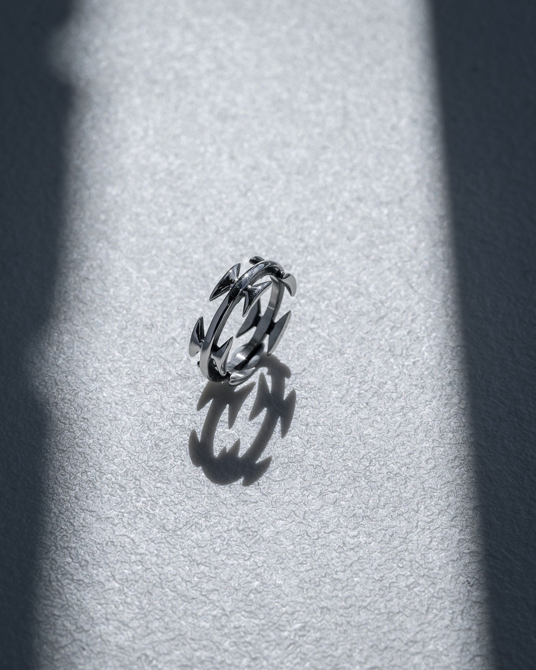 How to make a ring smaller without resizing: Our Top 7 Tips