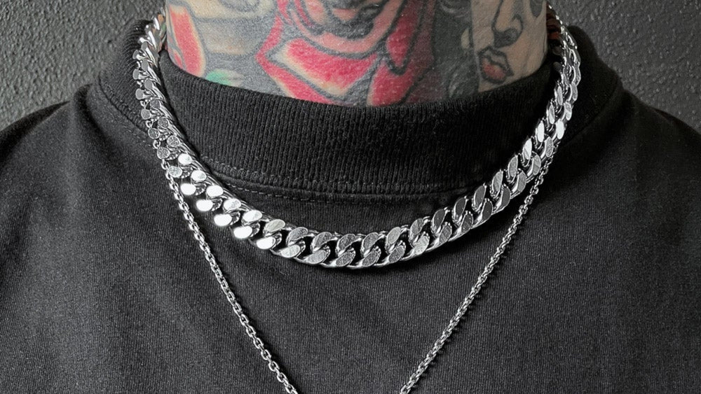 How to Style Cuban Link Chains in Modern Men's Fashion - Statement Collective